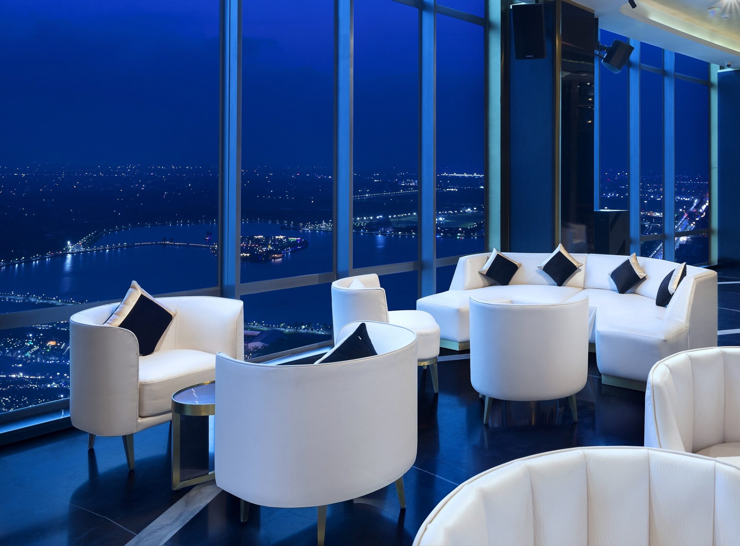 A ROOFTOP BAR, A WATERFRONT CAFE, A BISTRO - The Luxury Chronicle